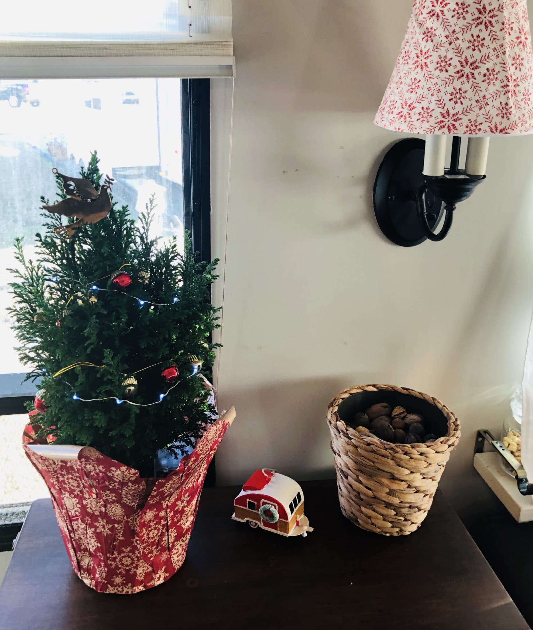 10 Small Christmas Tree for RV Ideas (Yes, You Can Have a Christmas ...