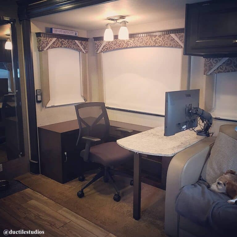 7 Creative RV Office and Desk Ideas: Space-Saving Workspaces for Remote ...