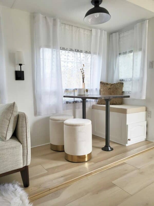 10 RV Window Valance Ideas for Your RV Makeover | RV Inspiration