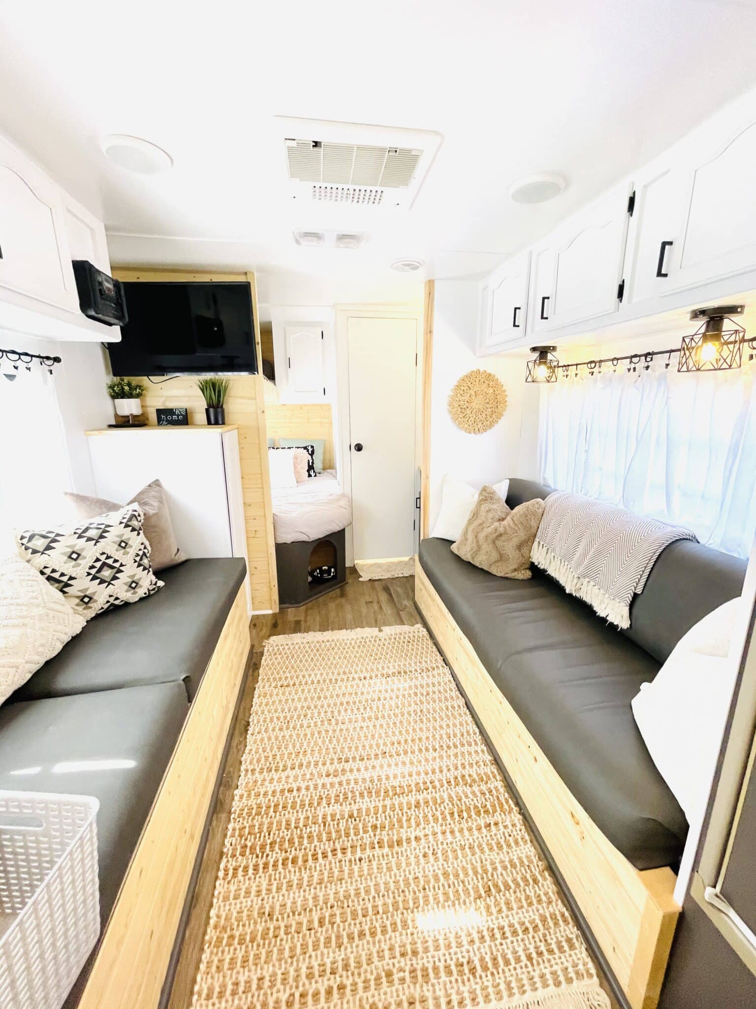 How to Remove Your RV Couch | RV Inspiration
