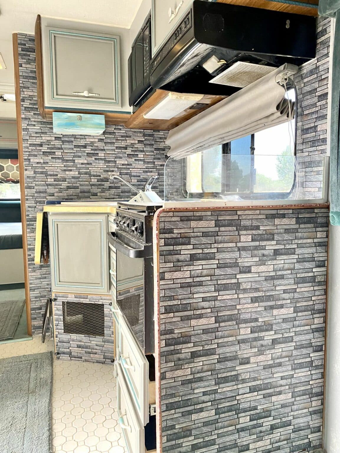 Peel-and-Stick Tiles for RVs: Shopping & Installation Guide | RV ...