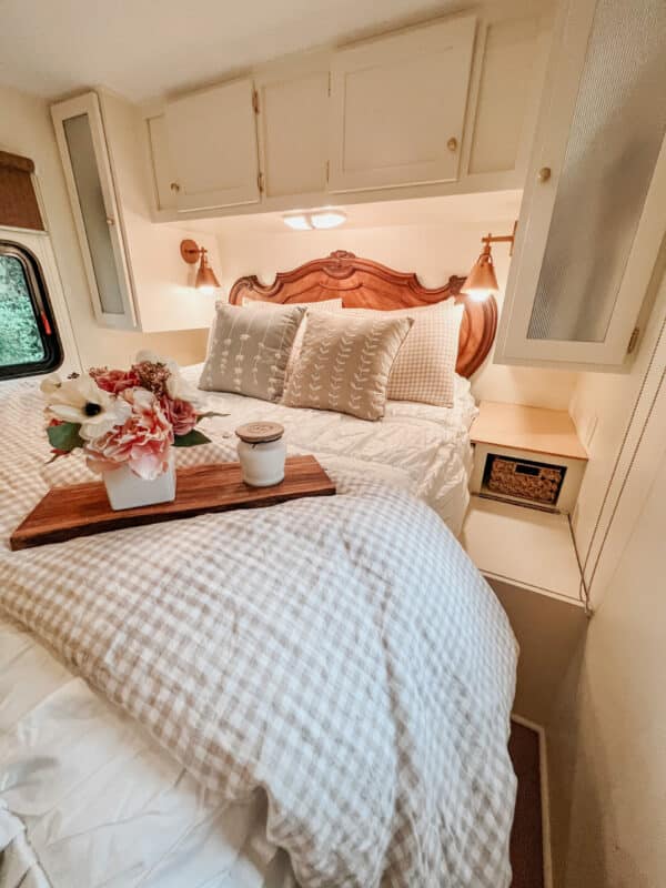 15 Class C Renovation Ideas to Inspire Your Motorhome Makeover | RV ...