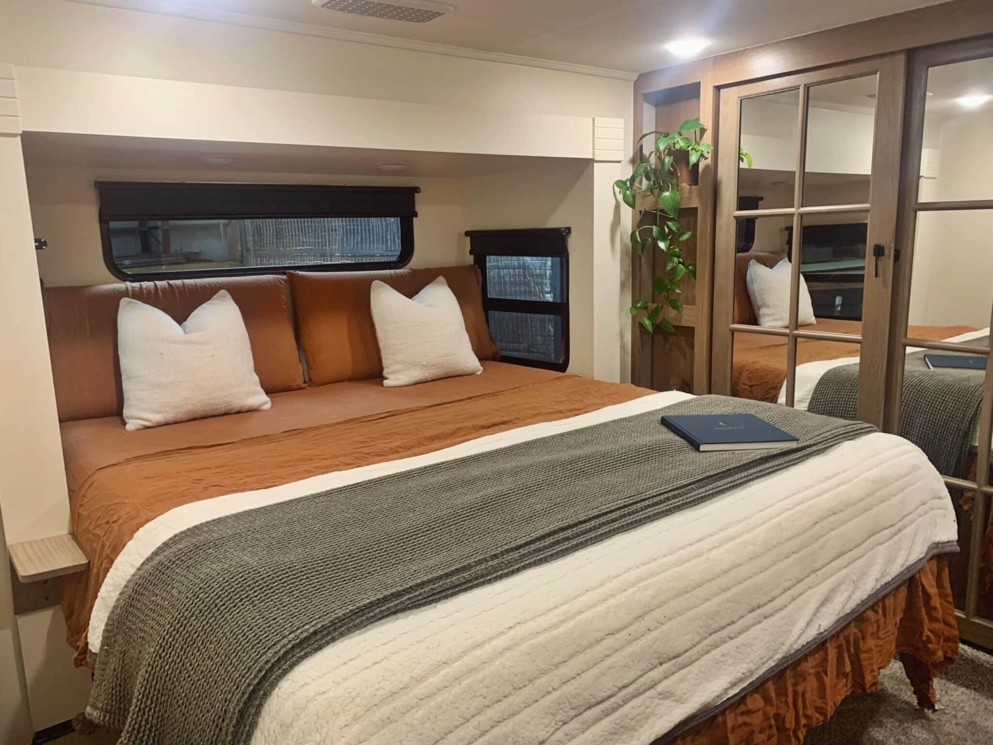 10 Beautiful RV Bedroom Makeover Ideas | RV Inspiration