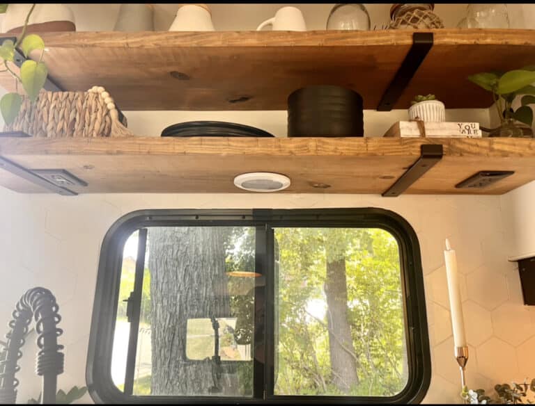 20 Smart Small RV Kitchen Ideas to Maximize Every Inch of Space | RV ...